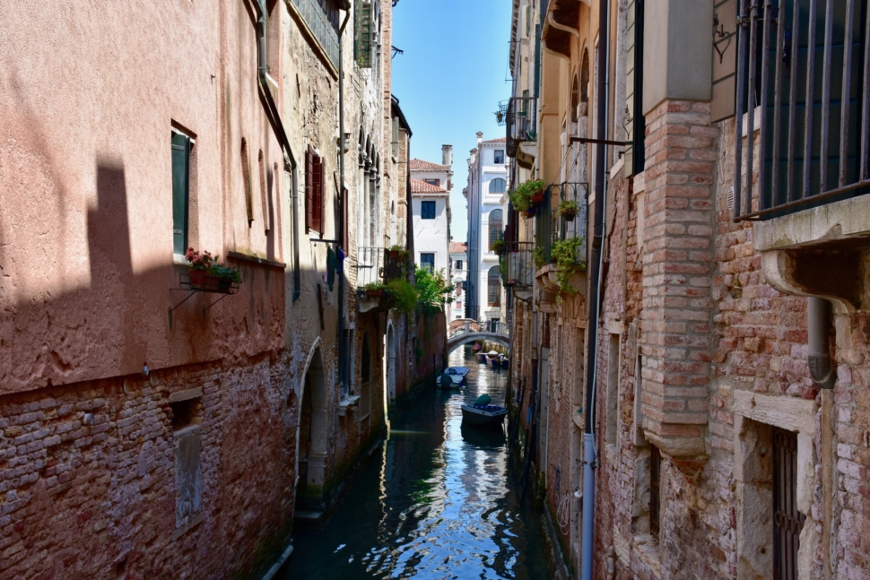 5 best ways to explore Venice - Moname Magazine